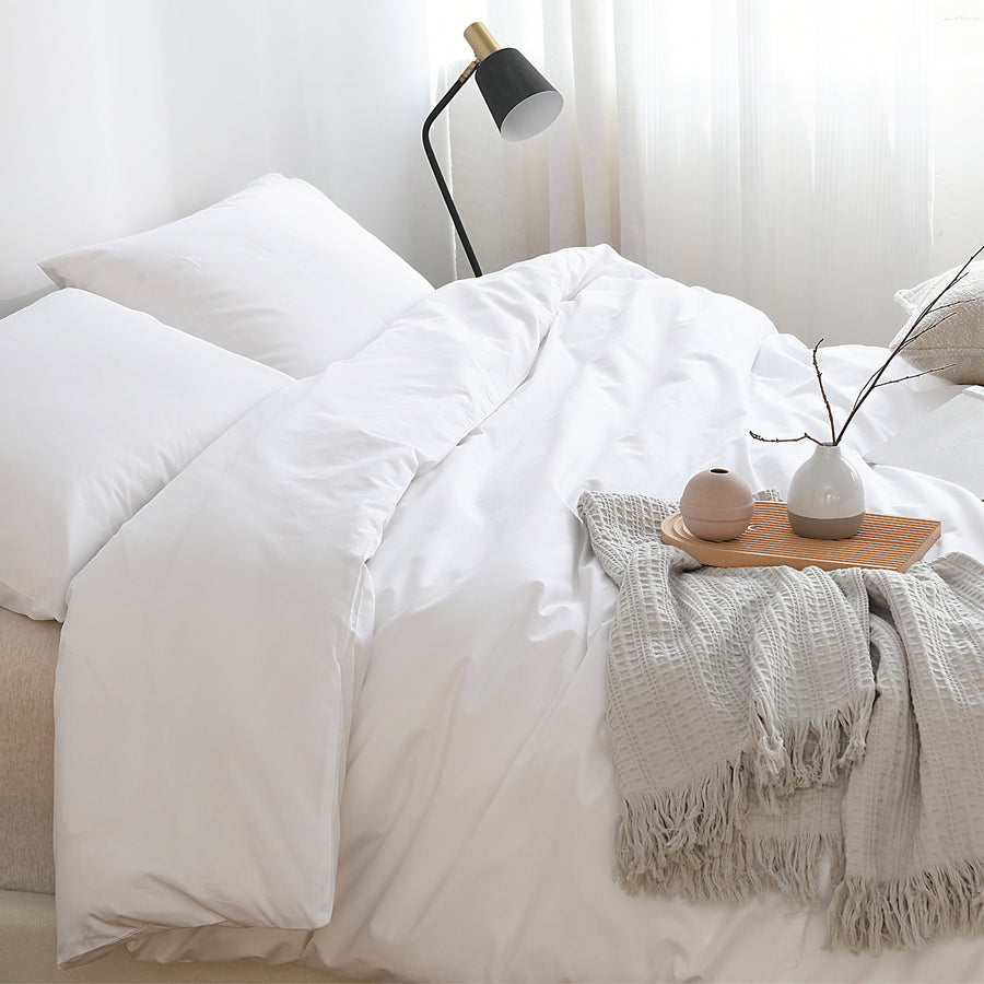 White Quilt – Jean Perry